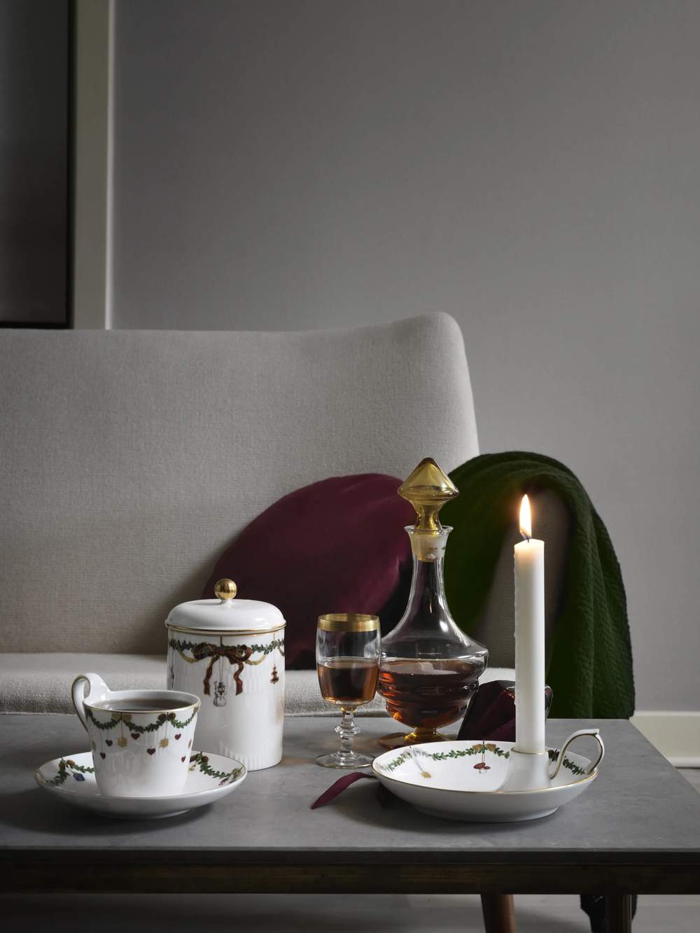 Royal Copenhagen - Stjerne Riflet Jul Lysestage - H 5 cm - benPorcelæn ...