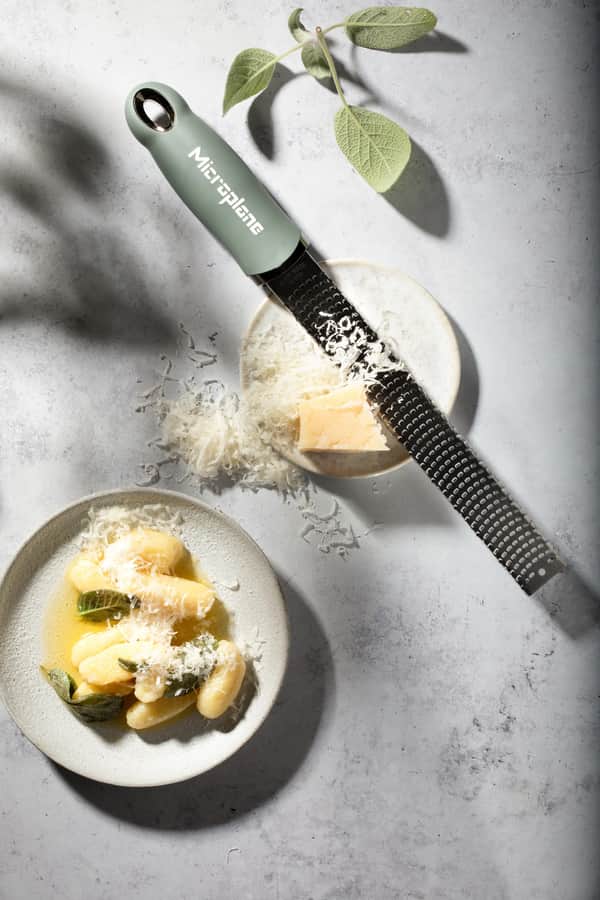 Microplane - Premium Classic Rivejern - L 32 cm - Rustfrit stål/plastik ...